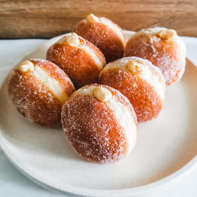 Vanilla Cream Doughnuts (Bakers Dozen)